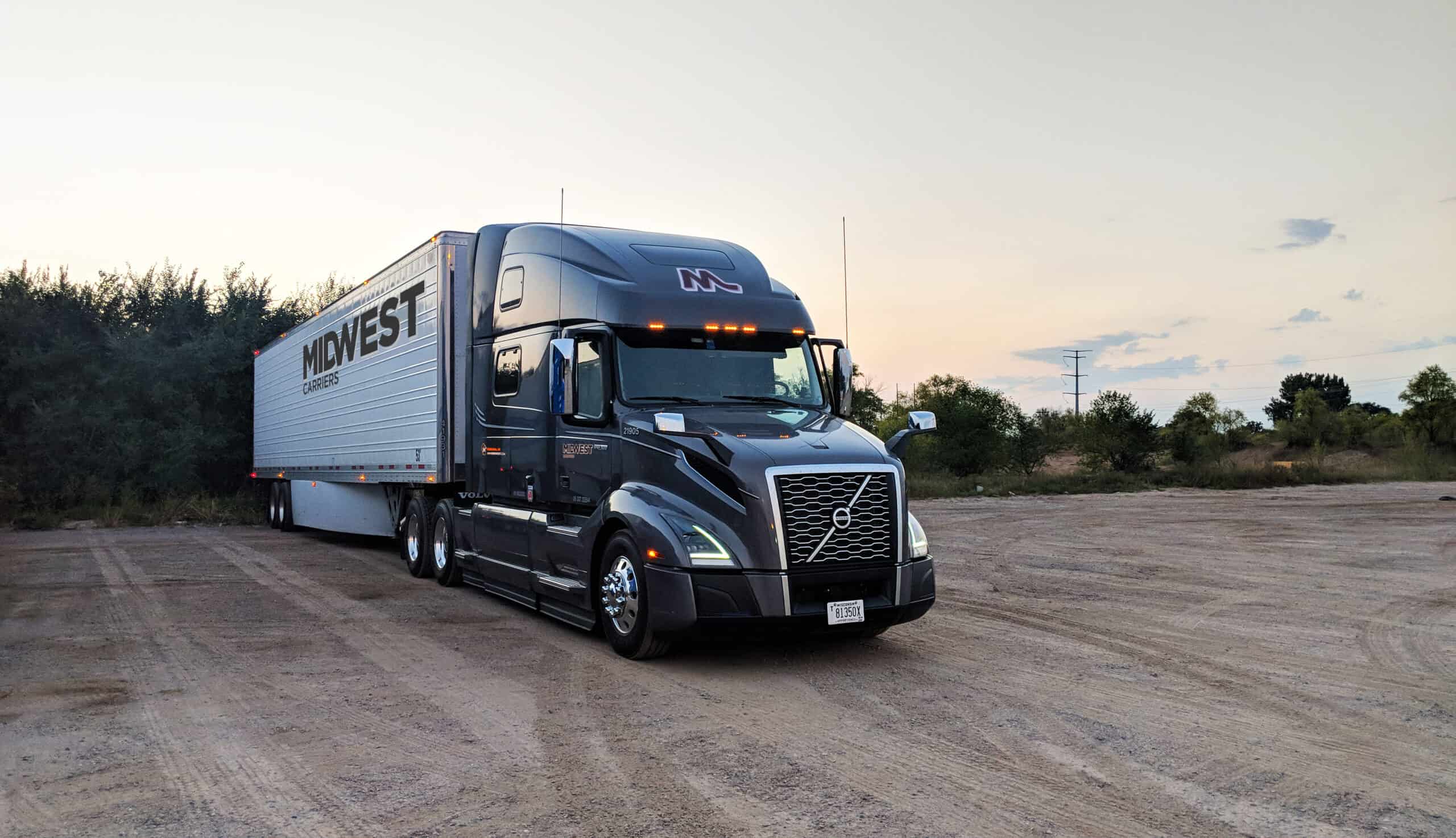 Midwest Carriers - Quick Driving Safety Tips for Sharing the Road